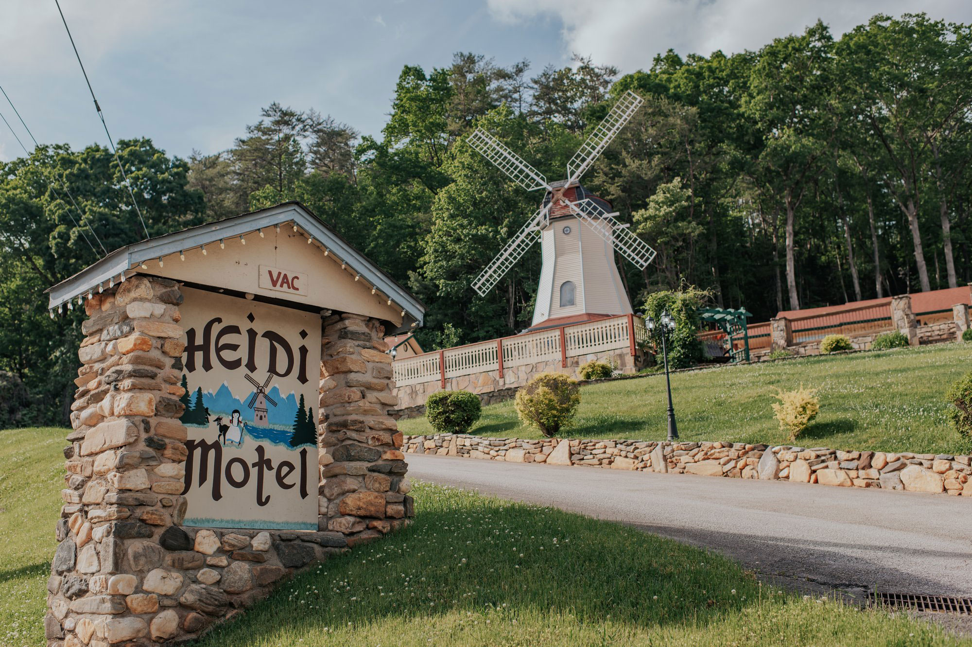 The 2024 Visitor Guide to Helen, Georgia: Eat, Stay & Play