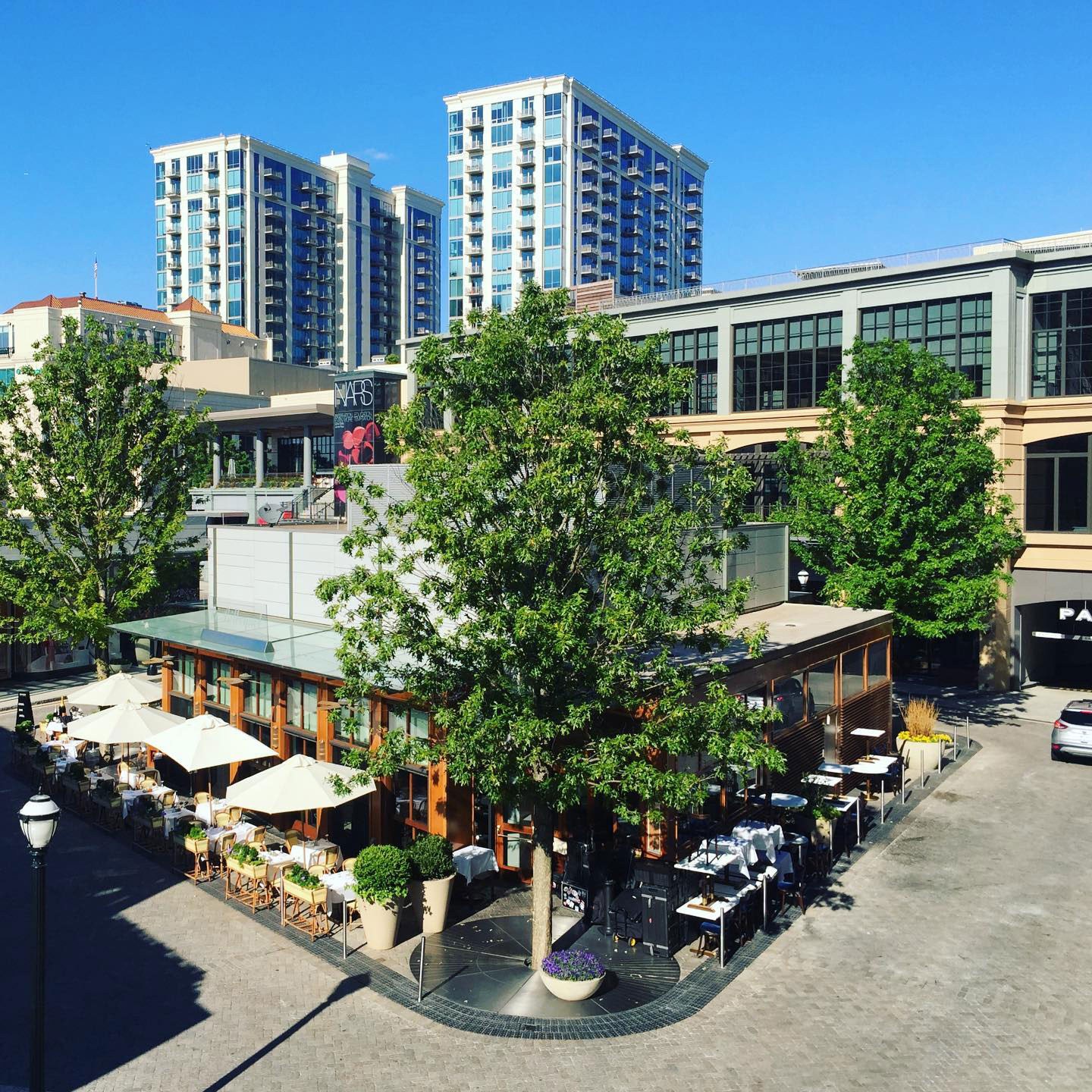 Best EV Charging Stations Atlanta: Recharging in Style | Explore Georgia