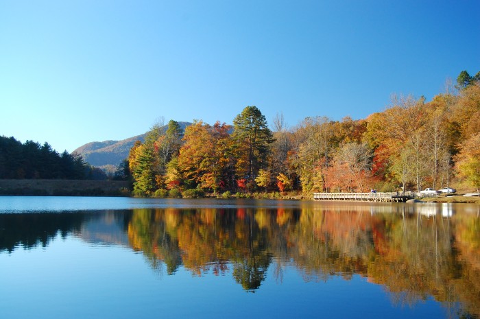 Track Georgia's Fall Colors at These 10 State Parks | Explore Georgia