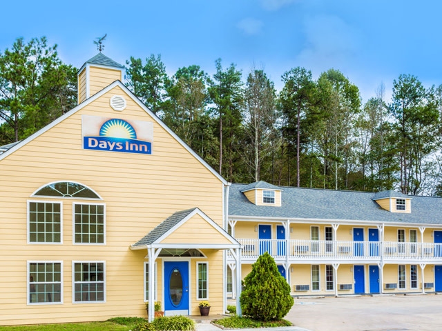 Days Inn by Wyndham Cornelia | Explore Georgia