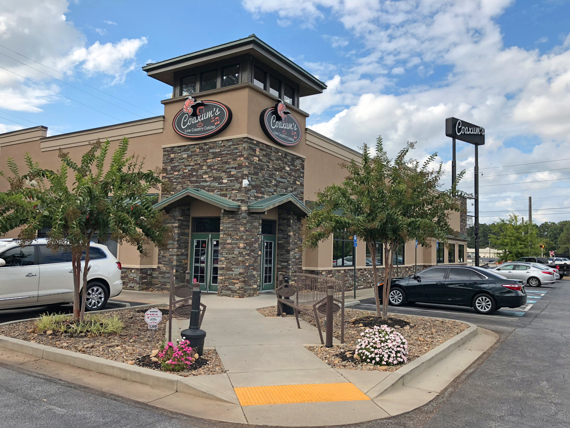 Coaxum's Low Country Cuisine | Explore Georgia