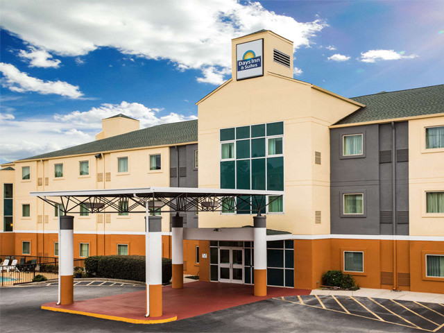 Days Inn & Suites by Wyndham Augusta Near Fort Gordon | Explore Georgia