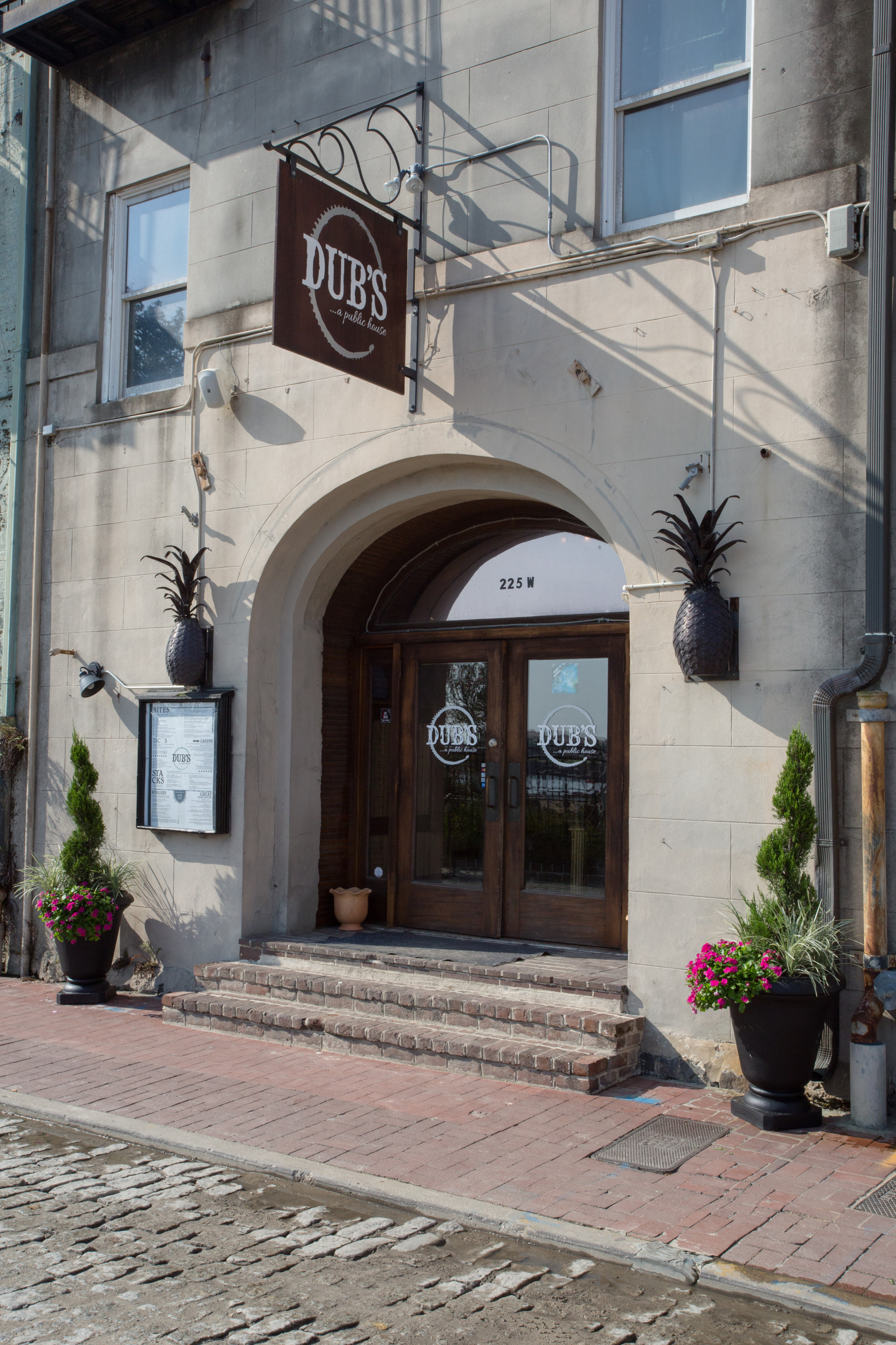 Dub's Pub | Explore Georgia