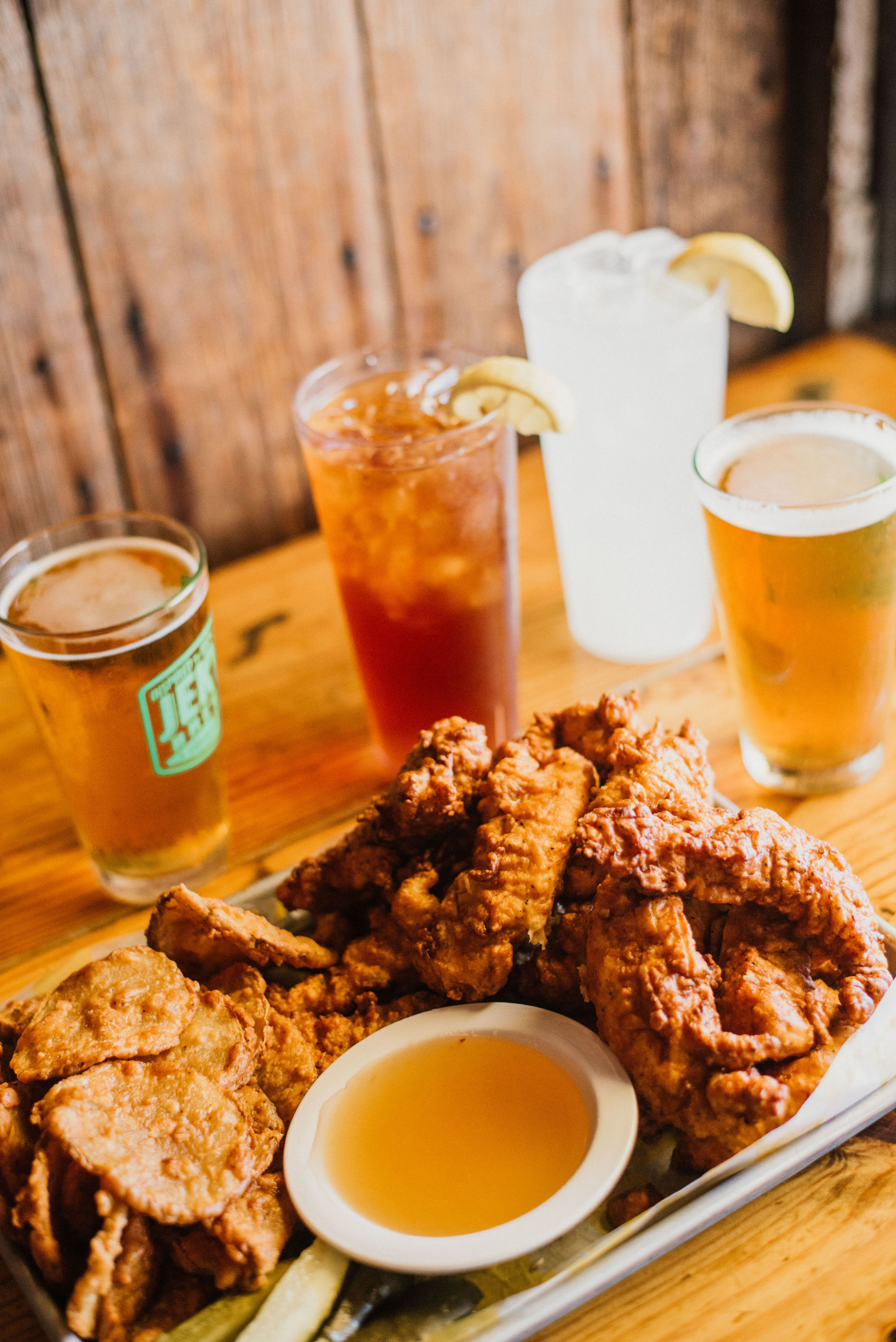 Spanky's River Street | Explore Georgia