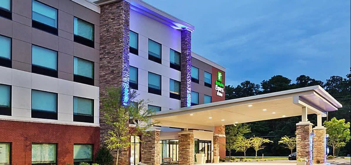 Holiday Inn Express & Suites | Explore Georgia