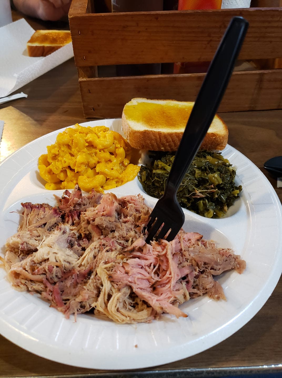 Smokin' Pig The BBQ Joint | Explore Georgia