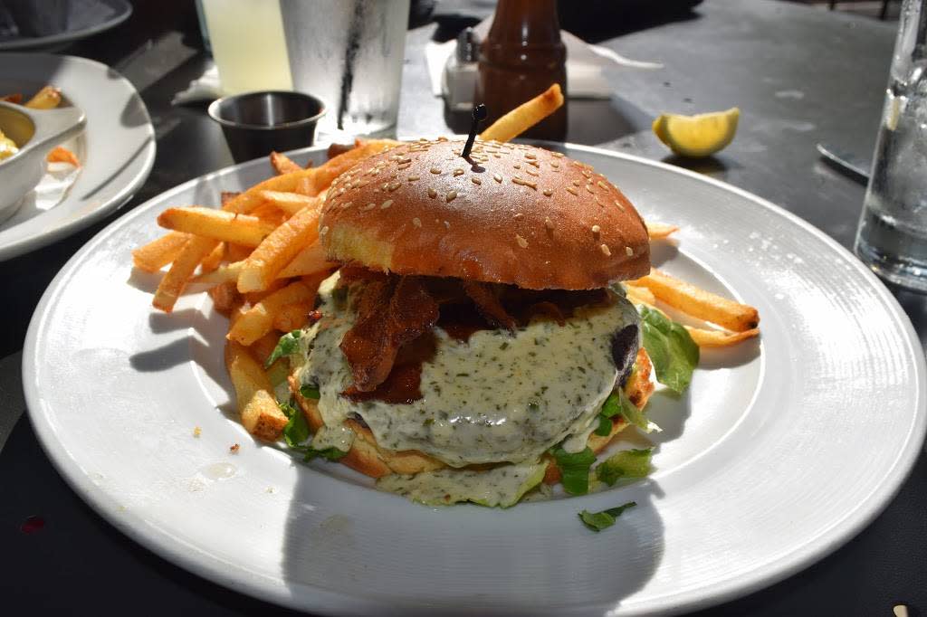 Marlow's Tavern Peachtree Corners | Explore Georgia