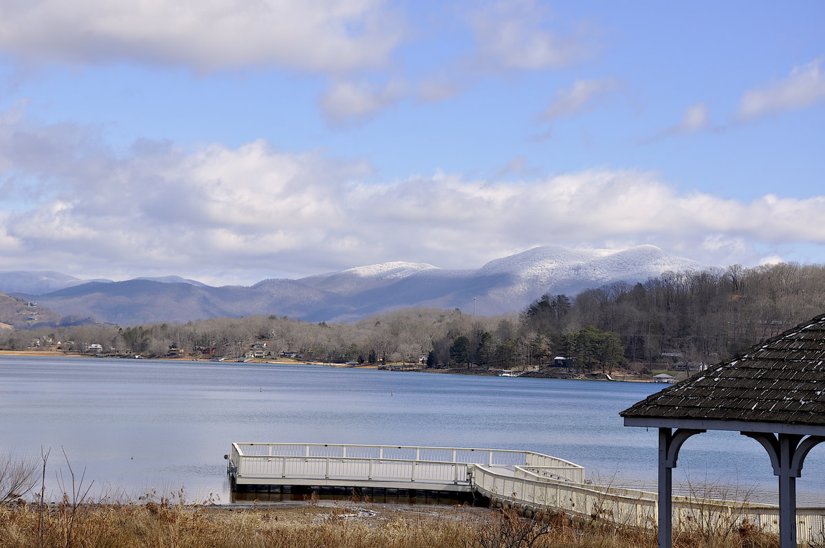 Magic @ Lake Chatuge | Explore Georgia