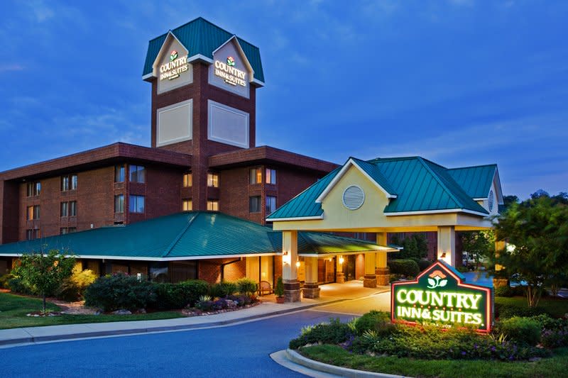 Country Inn & Suites by Radisson, Atlanta/Galleria Ballpark | Explore ...