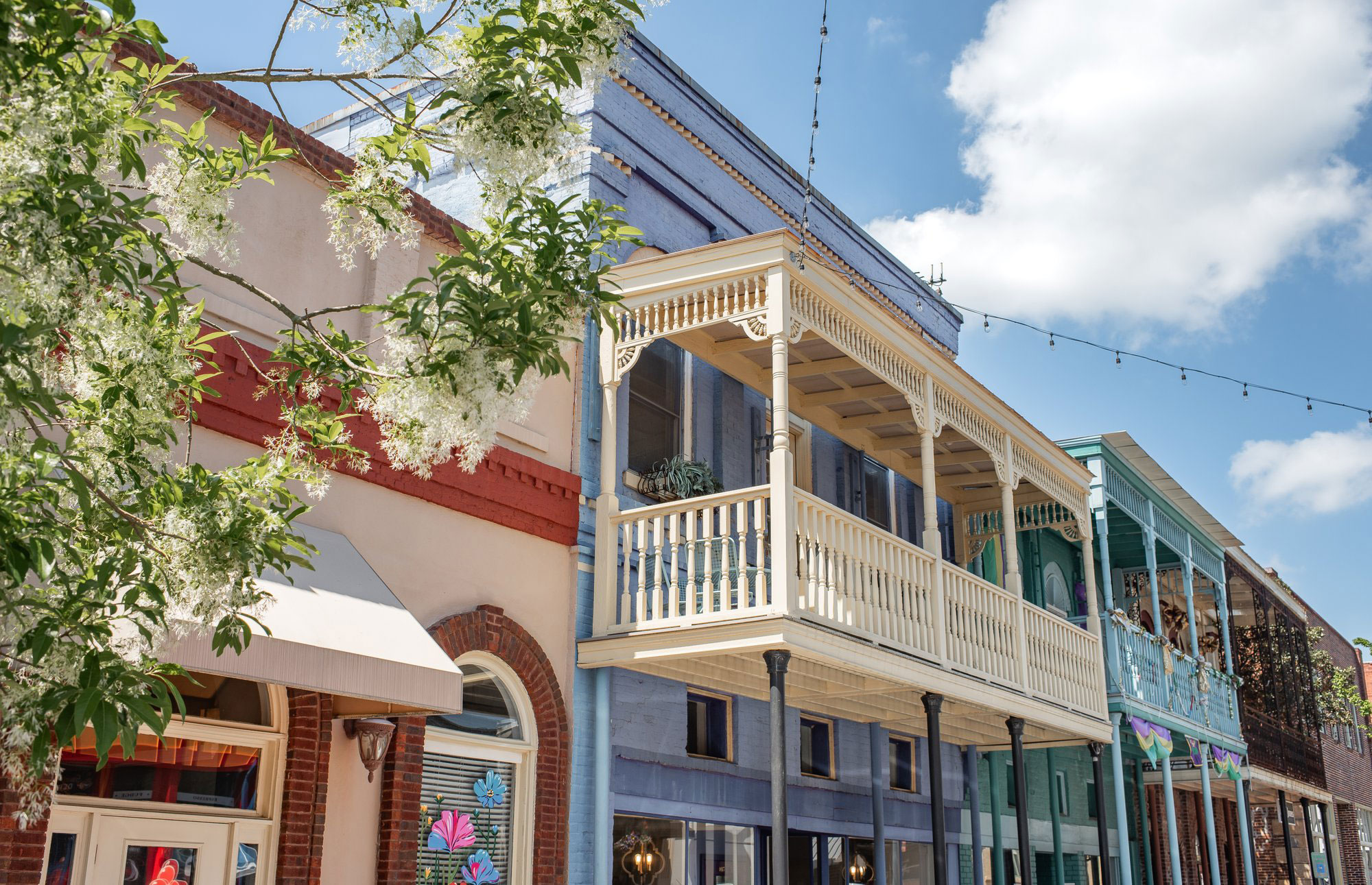 The 2024 Visitor Guide to Conyers, Georgia: Eat, Stay & Play