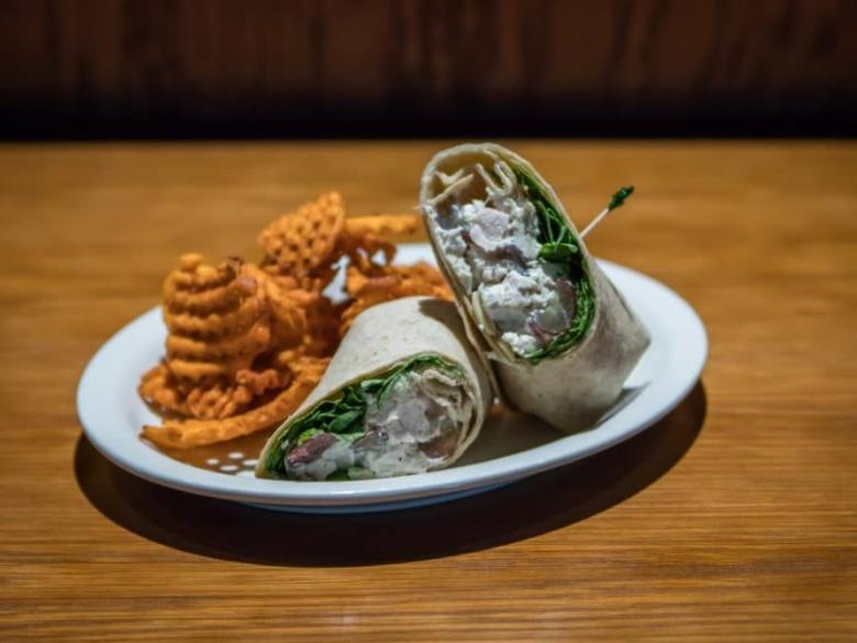 J Peters Grill And Bar | Official Georgia Tourism & Travel Website ...