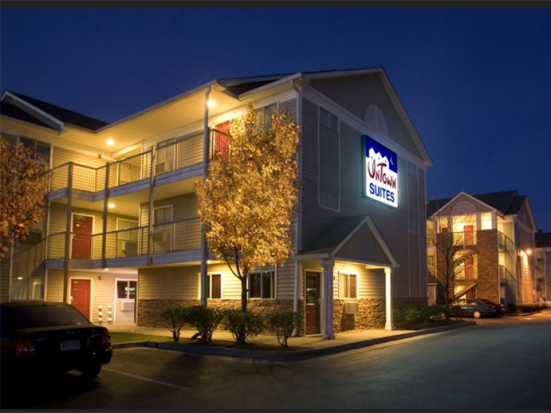 Intown Suites Willow Trail