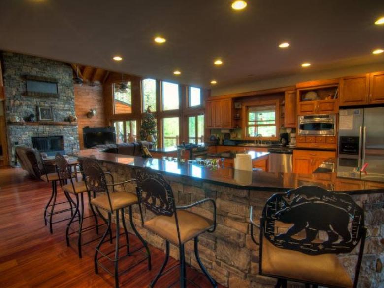 Bear Ridge Lodge | Official Georgia Tourism & Travel Website ...