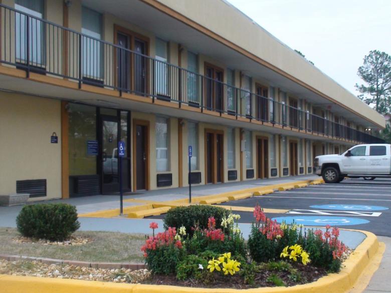 Days Inn by Wyndham Madison | Official Georgia Tourism & Travel Website ...