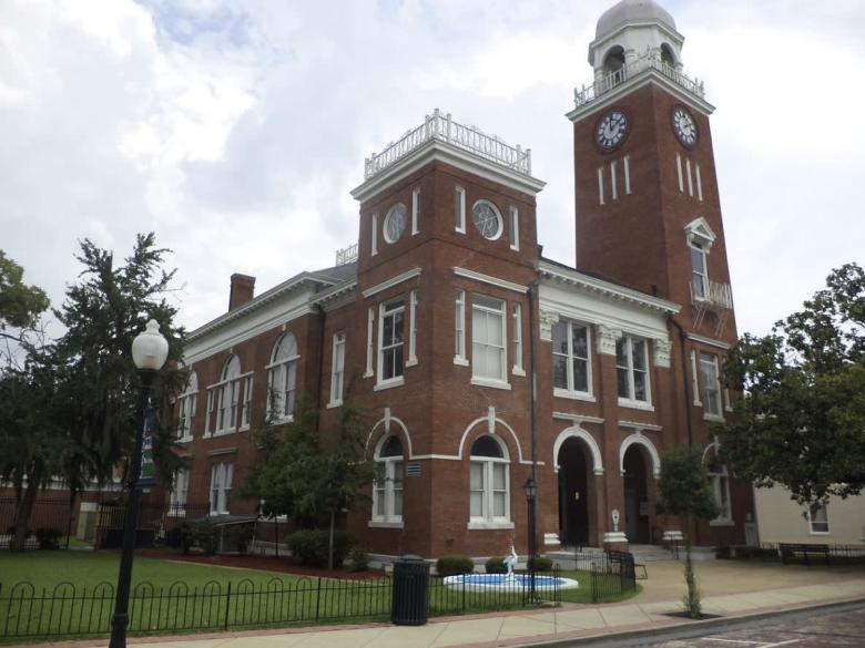 Decatur County Historic Courthouse and Courtroom | Explore Georgia