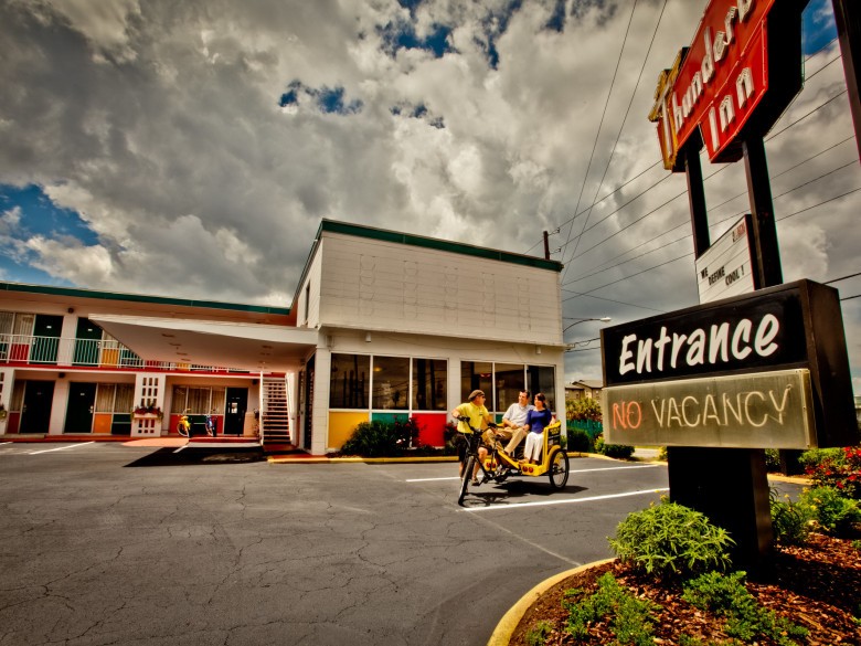 The Thunderbird Inn | Explore Georgia