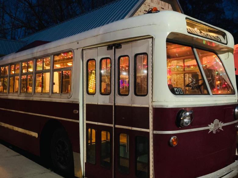 Ball Ground Burger Bus | Explore Georgia