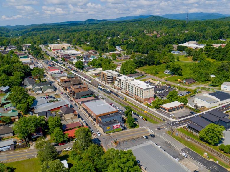 Downtown Blue Ridge Visitor Center | Explore Georgia