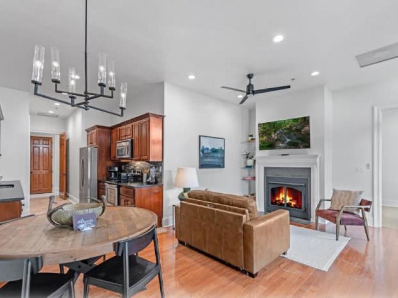 The Perch Suites on Main | Official Georgia Tourism & Travel Website ...